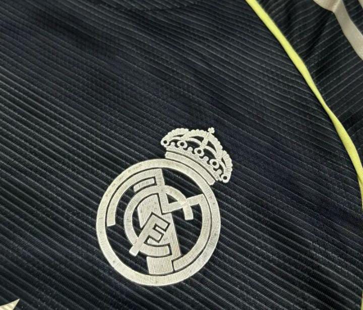 Real Madrid Away 25/26 Fan Version – Masked XI